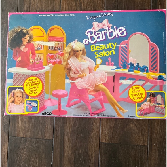 Barbie | Other | Vintage Barbie Perfume Beauty Salon Playset 366 | Poshmark
